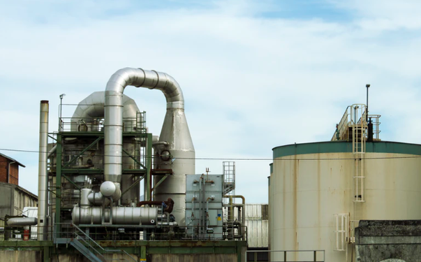 2019-09-16 11_28_40-Silos at factory _ HD photo by André Robillard ...